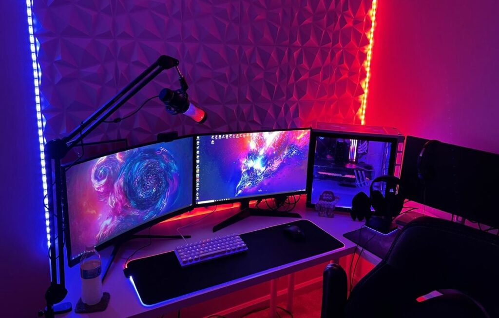 How To Use Two Monitors With One PC - PC International