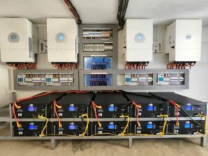 Guide to Connecting Two Inverters Together For A Seamless Connection ...